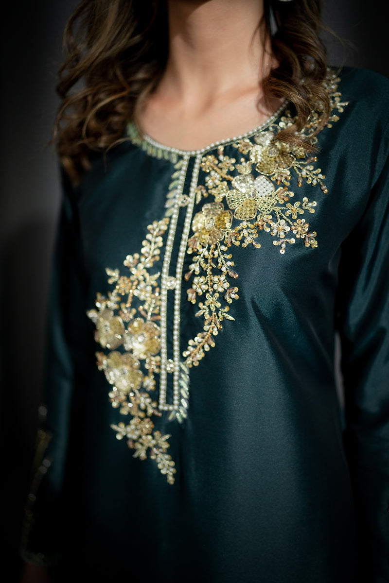 Reyah – Kairos By Garnetlane